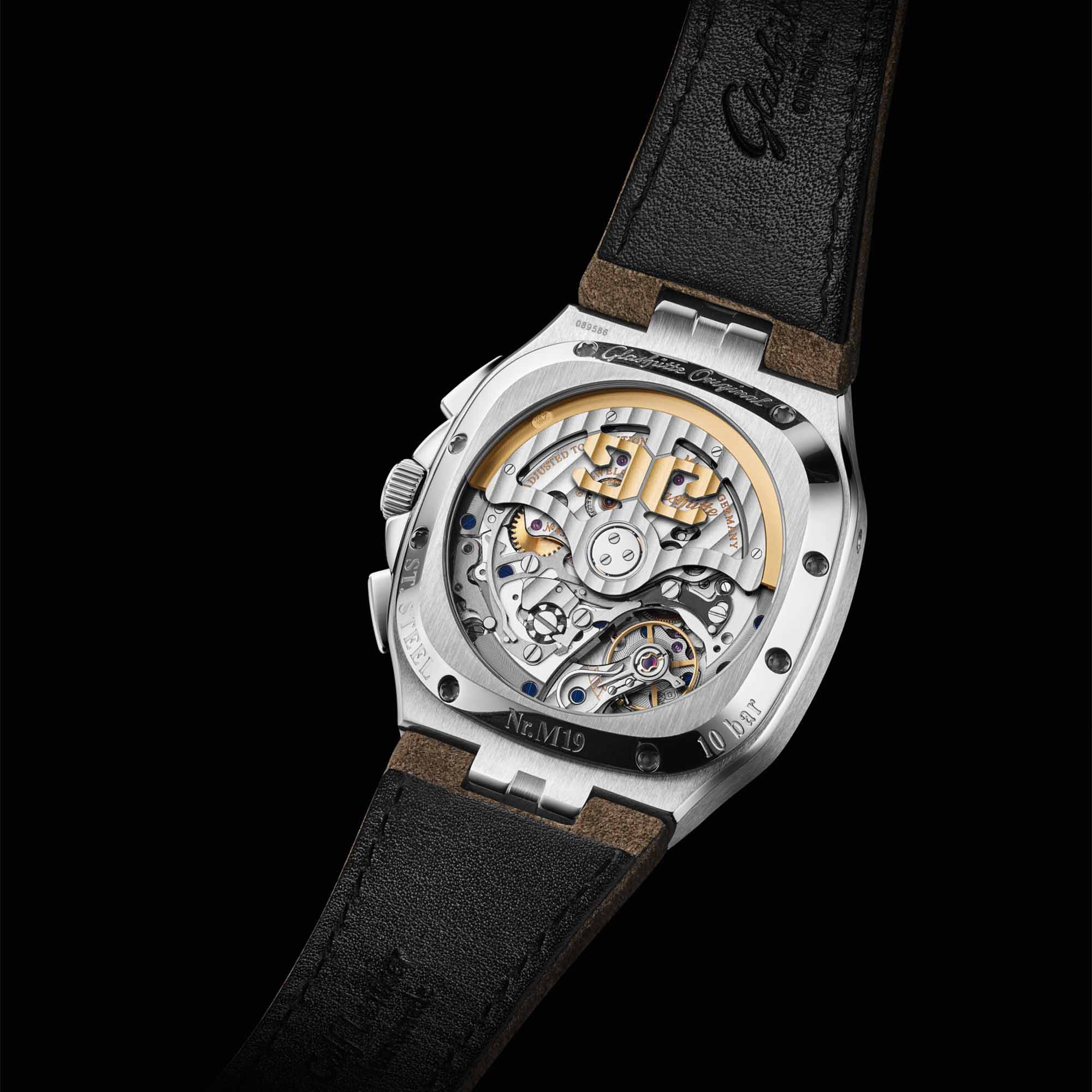 Glashütte Original Seventies Chronograph Panoramadatum - 1-37-02-08-02-62